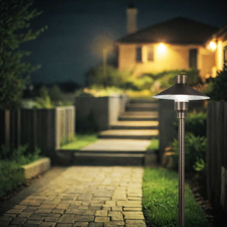 Landscape Path Lights – Silhouette Lights